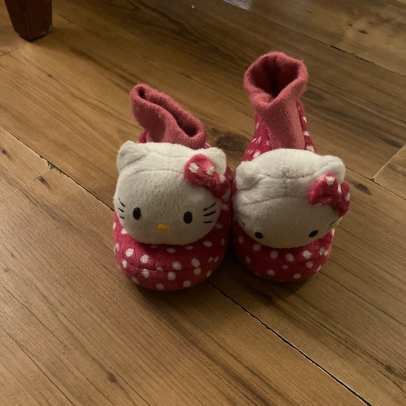 Sanrio | Shoes | Hello Kitty Kids Slippers Sz Small | Poshmark